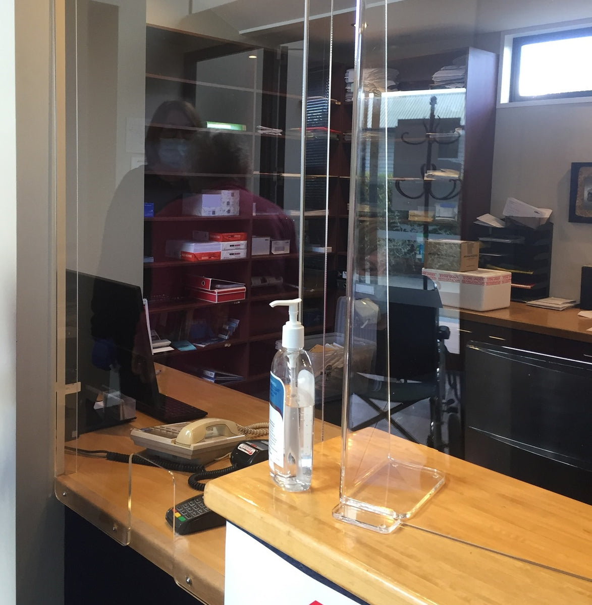 Sneeze Guards – FAB Plastics